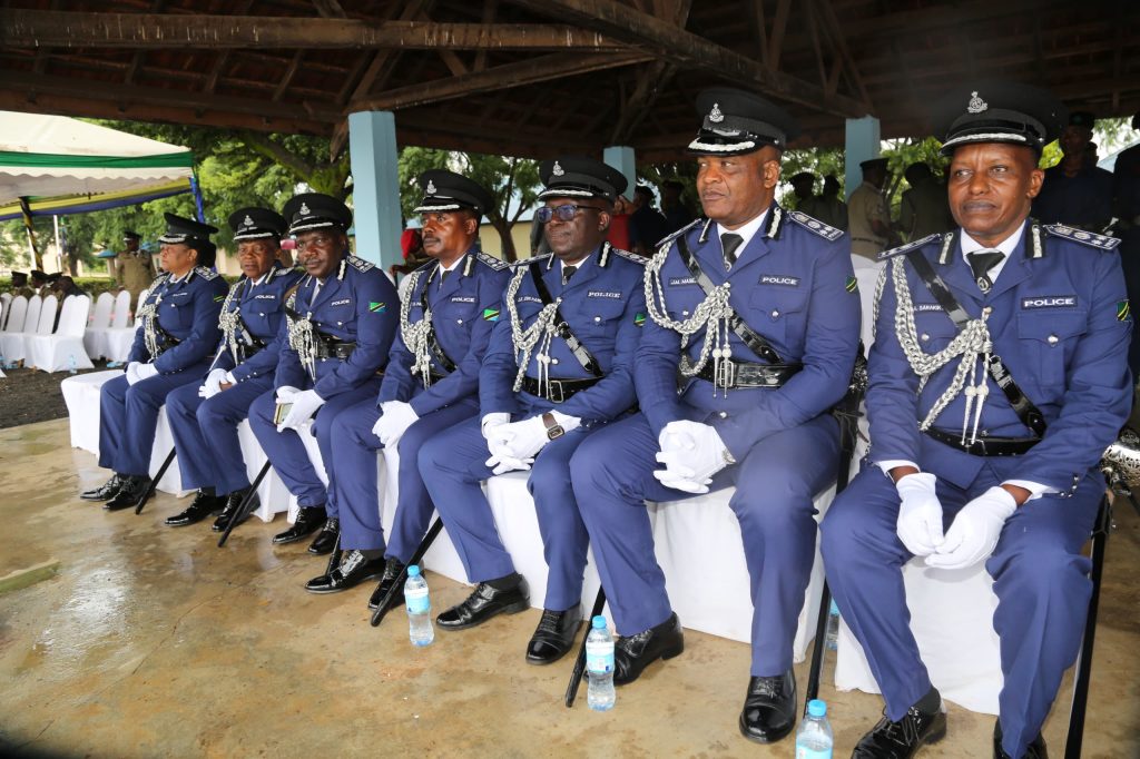 KAMISHNA MARIJANI AAGWA JESHINI BAADA YA KUMALIZA UTUMISHI - New Times ...