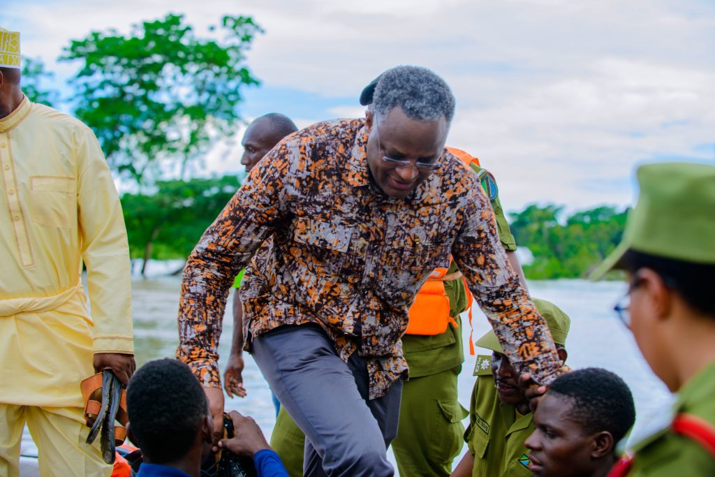 SERIKALI YAWASHIKA MKONO WAATHIRIKA WA MAFURIKO RUFIJI - New Times Tanzania